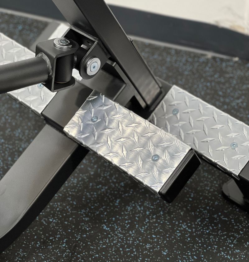 Incline Lever Row – Extreme Training Equipment